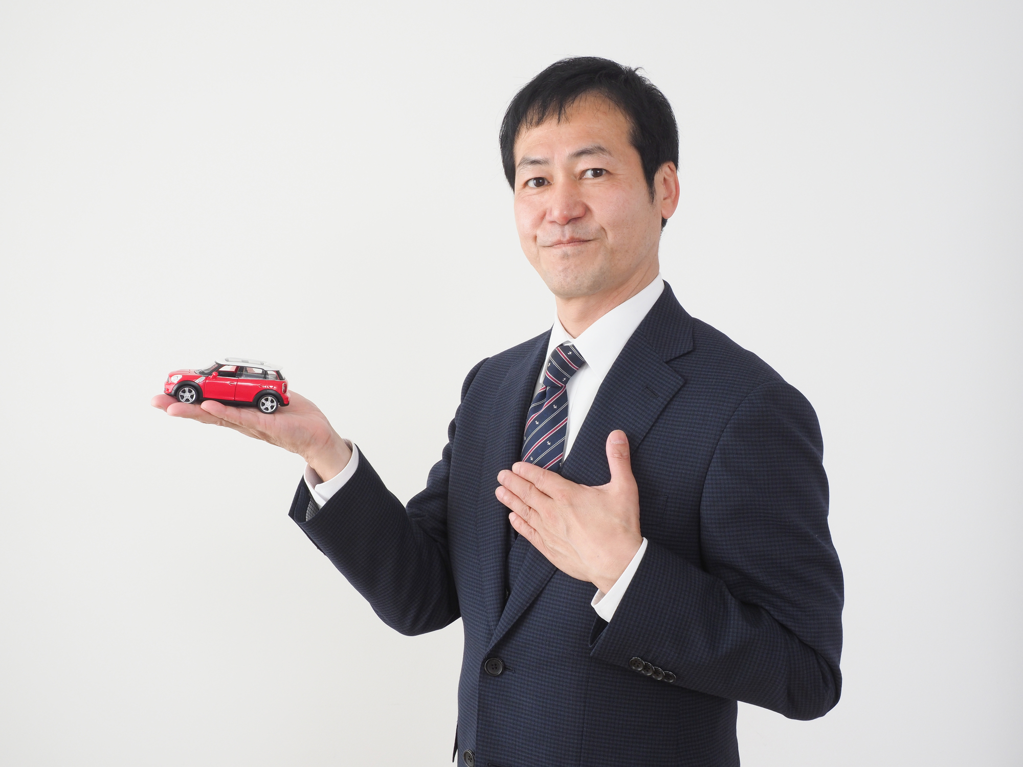 車を廃車にする時に保険はどうする？手続き方法と必要書類を解説 | 廃車買取りの豆知識